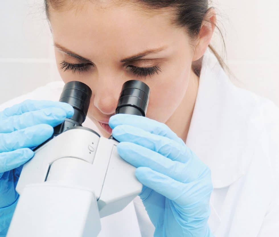 DMLA : Où en est la recherche ? Espoir de guérison ? - Retina France